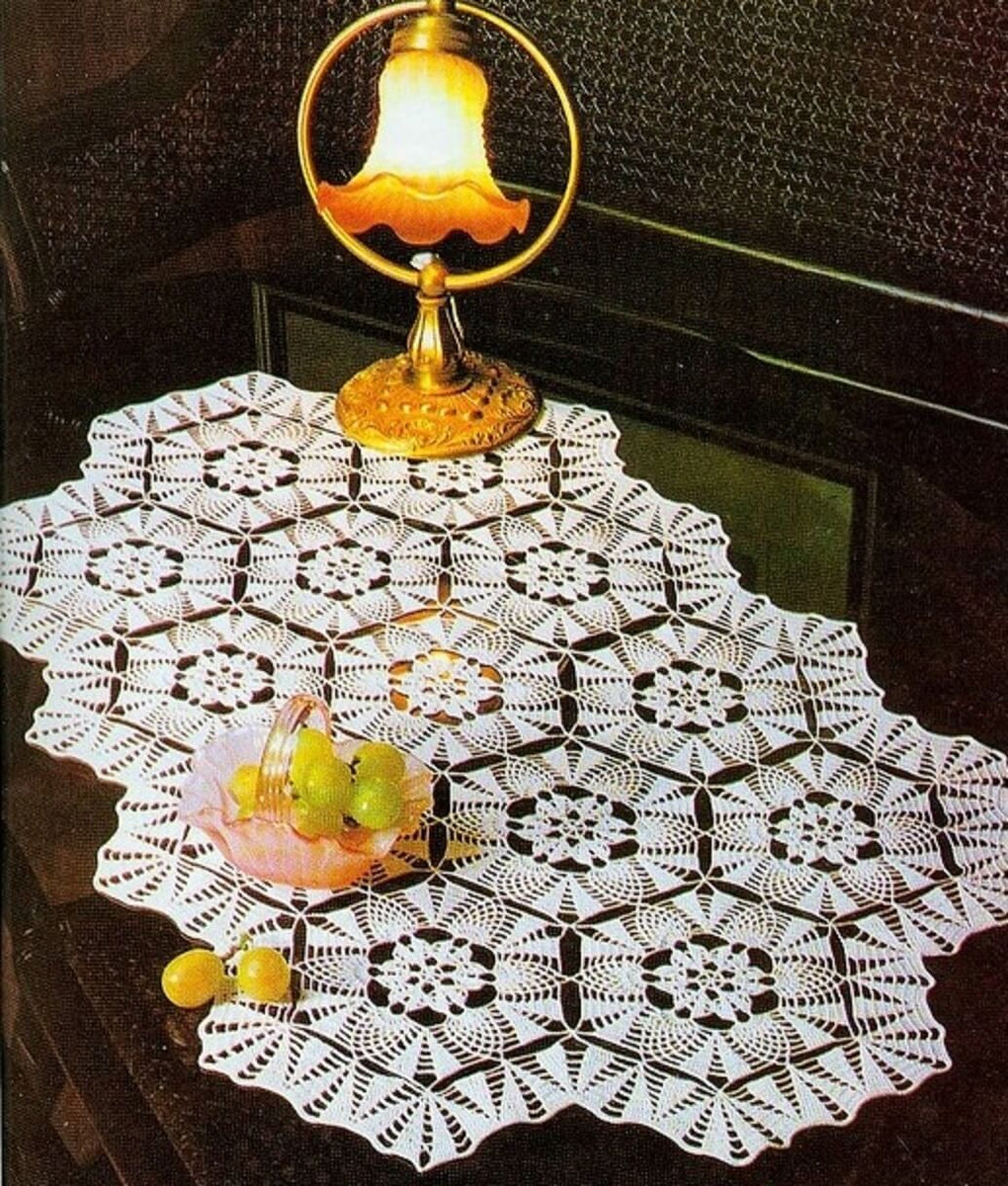 Elegant crochet motifs table center design – JPCrochet