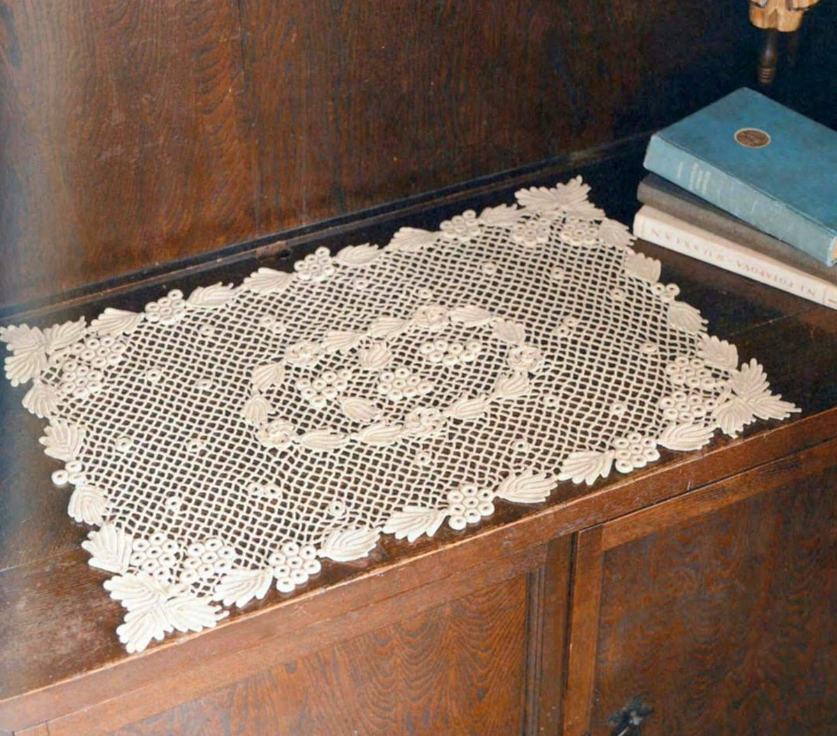 Cute Irish Lace crochet doily pattern – JPCrochet