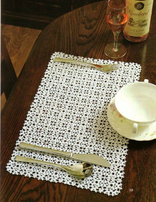 Small crochet motifs table mat – JPCrochet